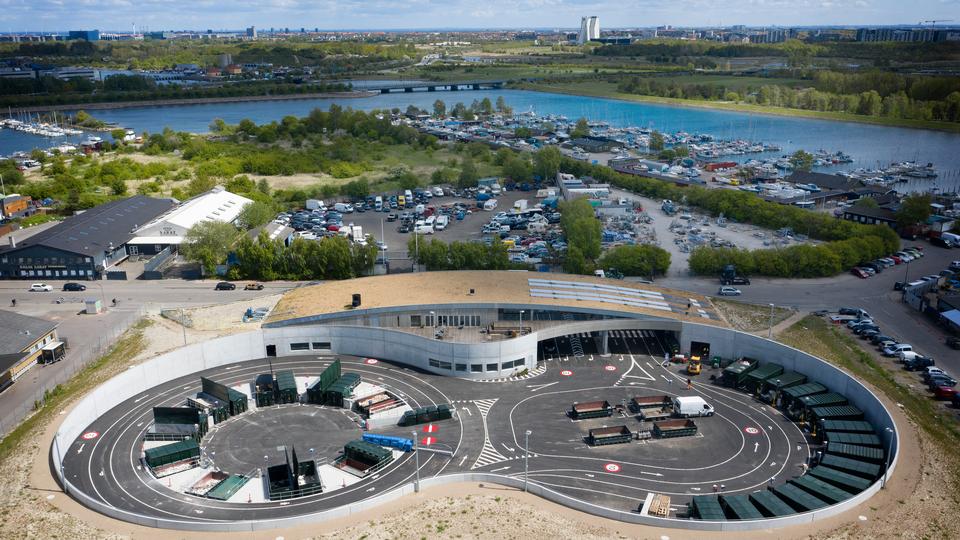 Arkitekter genbruger ideer fra pandaanlæg på ny genbrugsplads i ...
