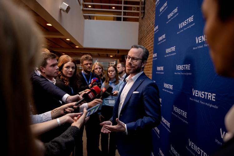 Debat:Venstres slogan siger alt om, hvorfor de ikke bør være i en ...