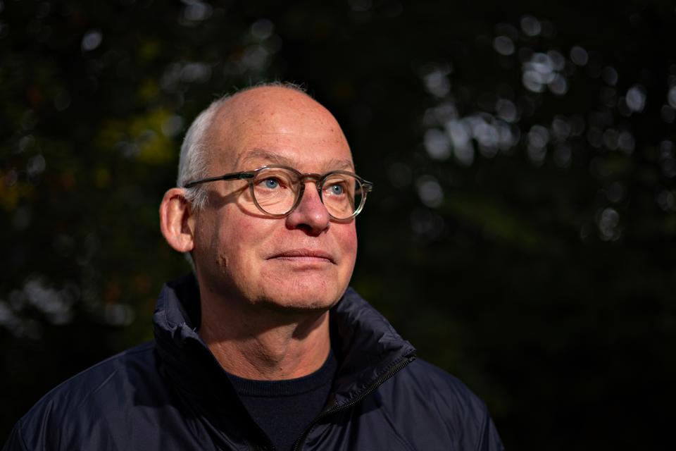 Førende aldringsforsker spørger: Giver det mening at give en ny hofte ...