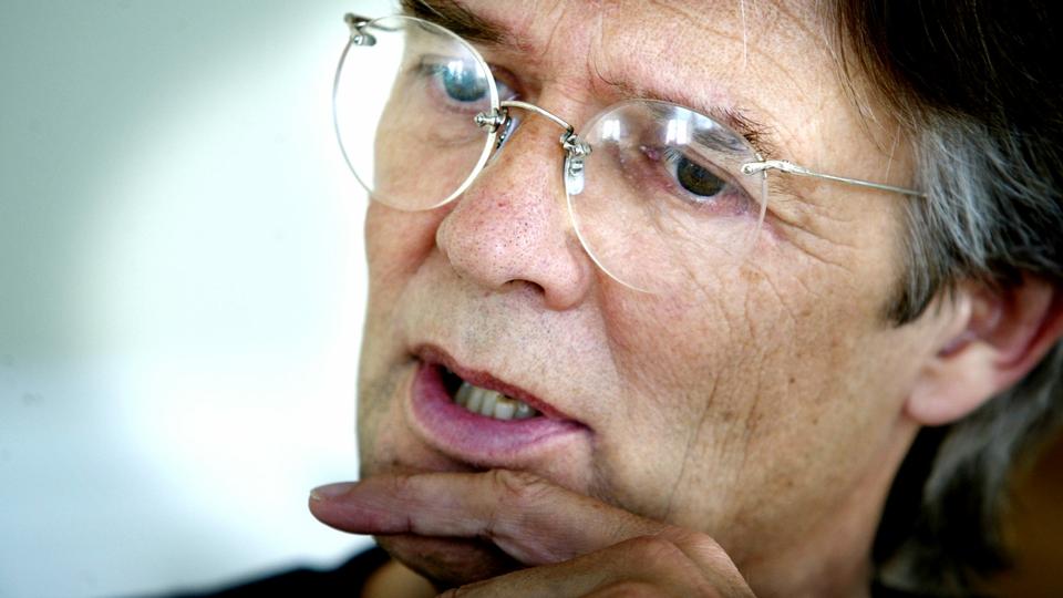 Bille August filmatiserer stor dansk romanklassiker - politiken.dk