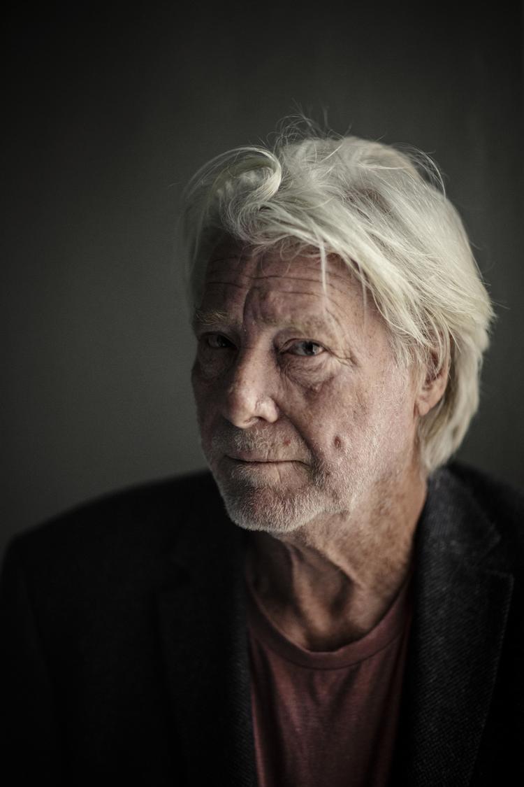 Forlagschef Claus Clausen: Man kan ikke være kulturkritisk og ...